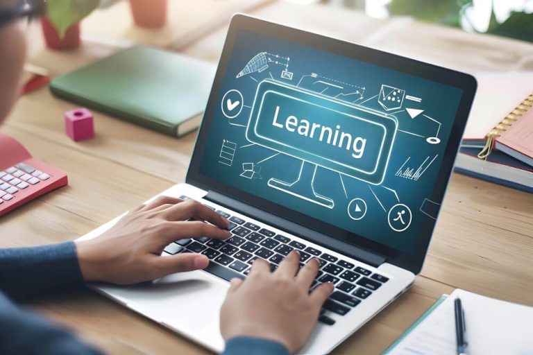 Develop eLearning Courses: Step-by-Step Guide for 2025